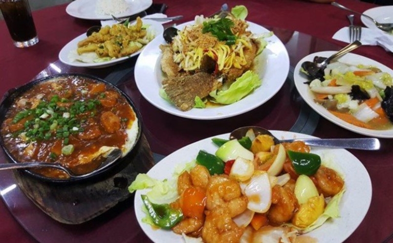 √ 40 Tempat Makan Menarik di Kulai