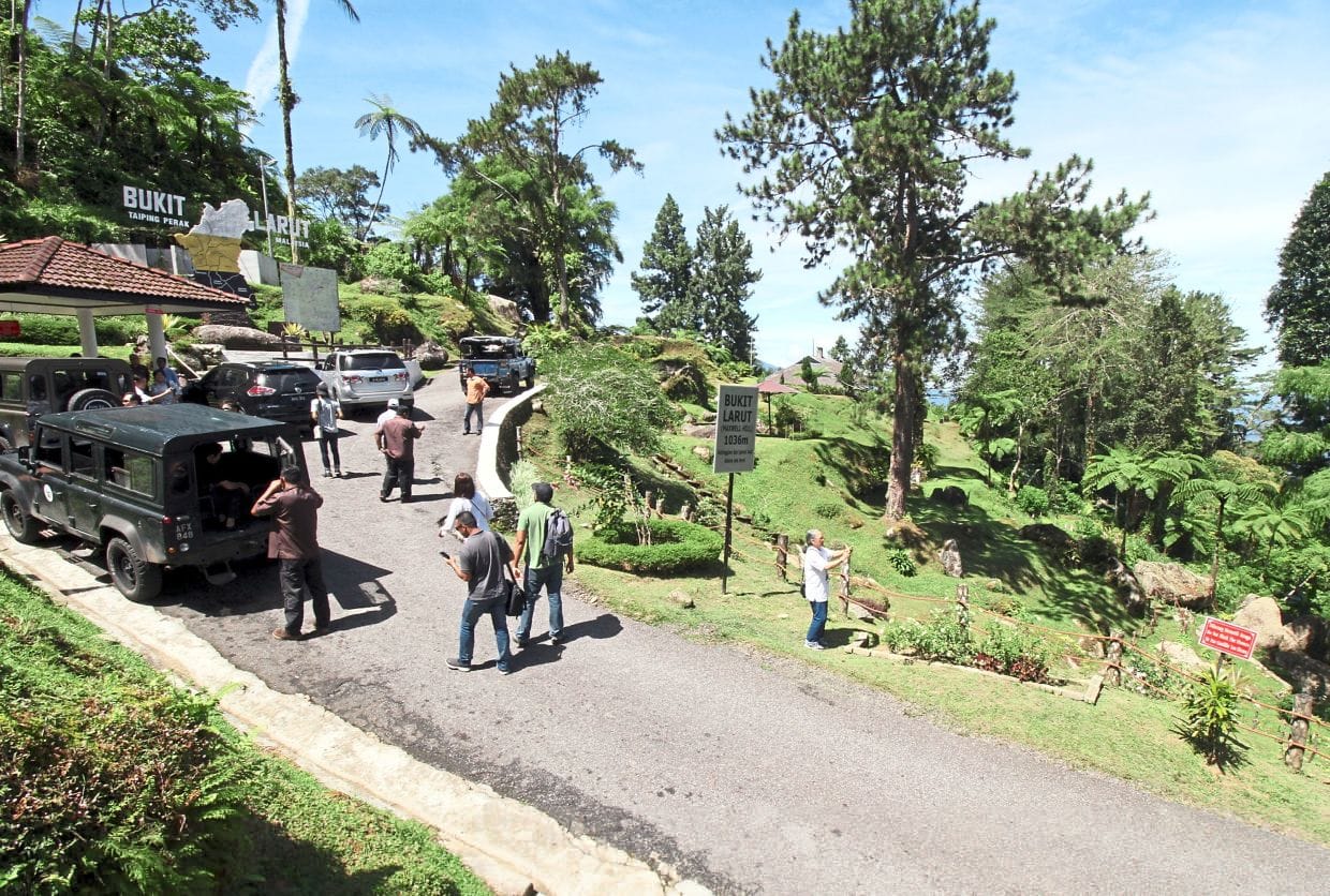 √ BUKIT LARUT: Tarikan, Aktiviti, Review, Harga Tiket 2025