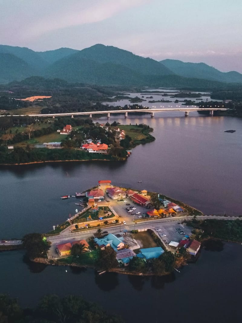 √ TASIK RABAN Lenggong: Tarikan, Aktiviti, Harga Tiket 2025