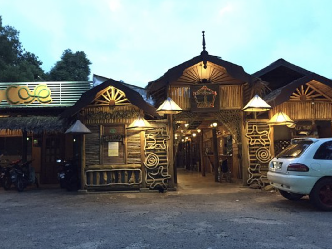 √ 25 Tempat Makan Menarik di Kuala Terengganu