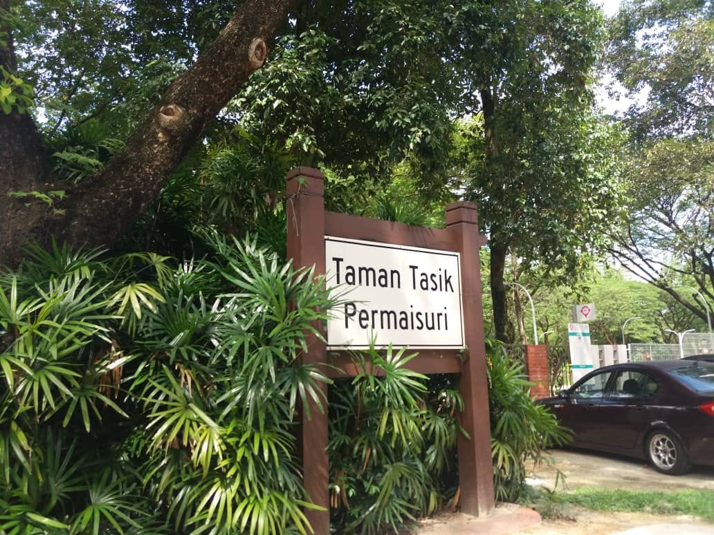 √ TAMAN TASIK PERMAISURI: Review & Harga Tiket 2025