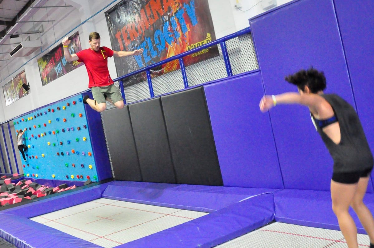 √ AMPED Trampoline Park Malaysia: Review & Harga Tiket 2026