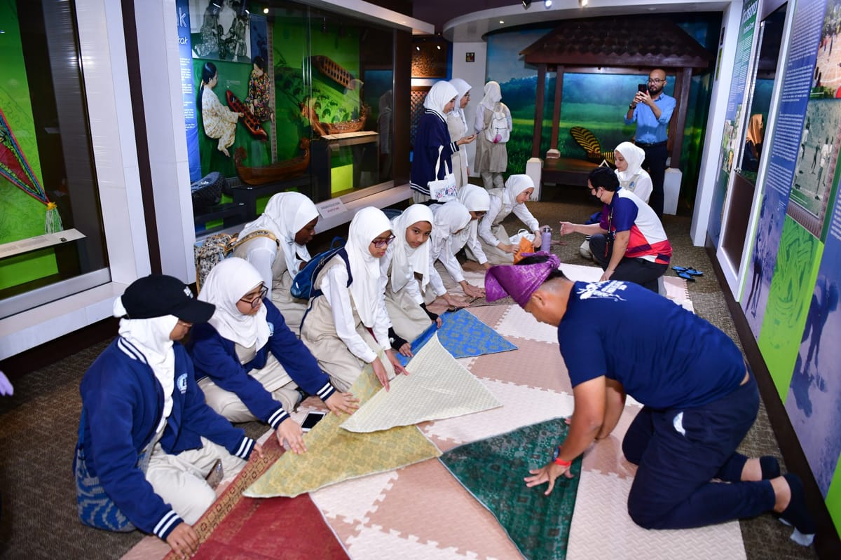 √ MUZIUM Etnologi Dunia Melayu: Review & Harga Tiket 2026